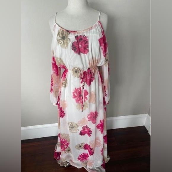 Calvin Klein | Dresses | New Stunning Floral Open Shoulder Calvin Klein ...